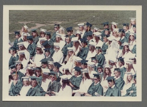 VTG 1970s Color Snapshot Photo HIGH SCHOOL STUDENTS ON GRADUATION DAY ...