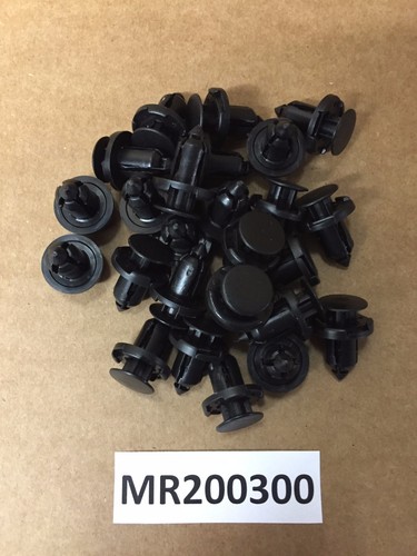 *Set of 15*Nylon Fender Push Type Retainer Clips MR200300 For ...