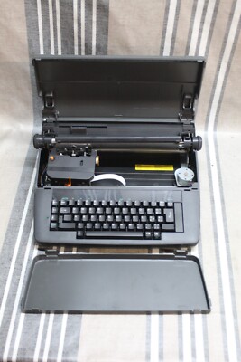 Working Vintage Typewriter for sale | eBay
