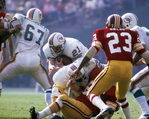 JIM KIICK 8X10 PHOTO MIAMI DOLPHINS PICTURE NFL VS REDSKINS | eBay