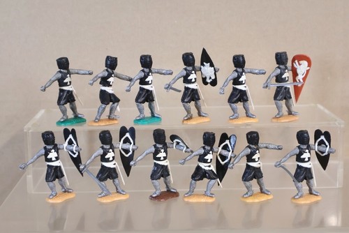 TIMPO SWOPPETS 12 x BLACK MEDIEVAL KNIGHT SOLDIER ATTACKING om | eBay