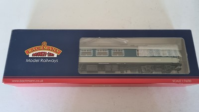 Pullman Blue OO Gauge Model Railway Coaches for sale | eBay
