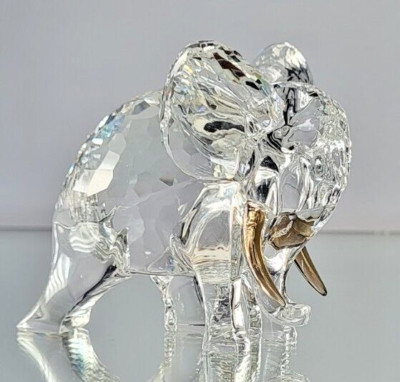 Swarovski Dekofiguren, - skulpturen & -statuen Elefant aus Bleikristall ...