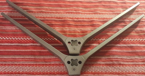 Hisense Tv stand legs 55Q750G 65Q750G A01586-0 has Screws I SHIP FAST ...
