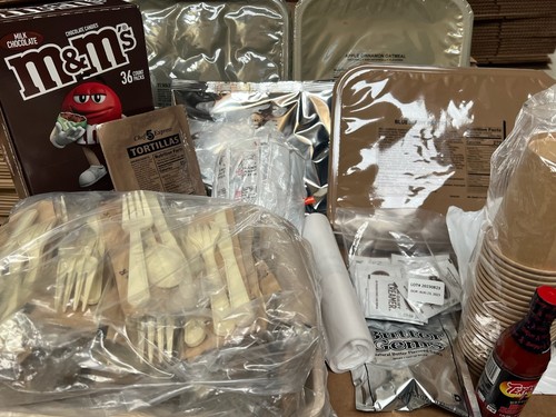 Military MRE 18 MEAL KIT Variety of Flavors, Unitized Group Ration (UGR ...