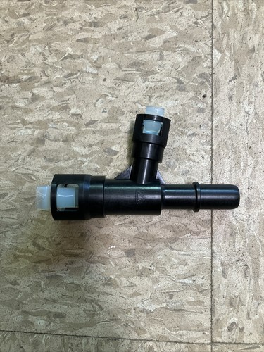 2000-2006 SUBURBAN TAHOE YUKON ESCALADE HEATER HOSE TEE FITTING NEW GM ...