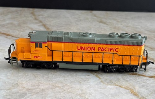 Bachmann Union Pacific Train Locomotive #806 Tested, Runs Well, Lights ...