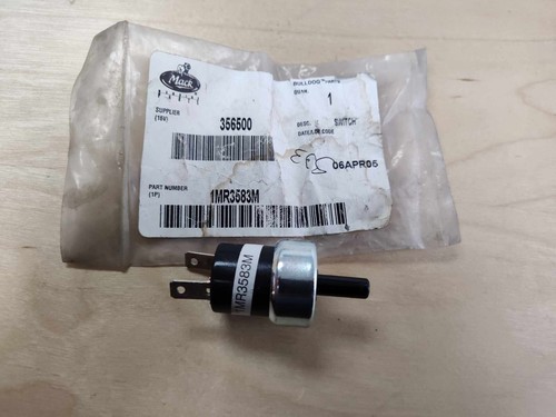 Pressure Switch Mack OEM 1MR3583M 25171211 for sale online | eBay