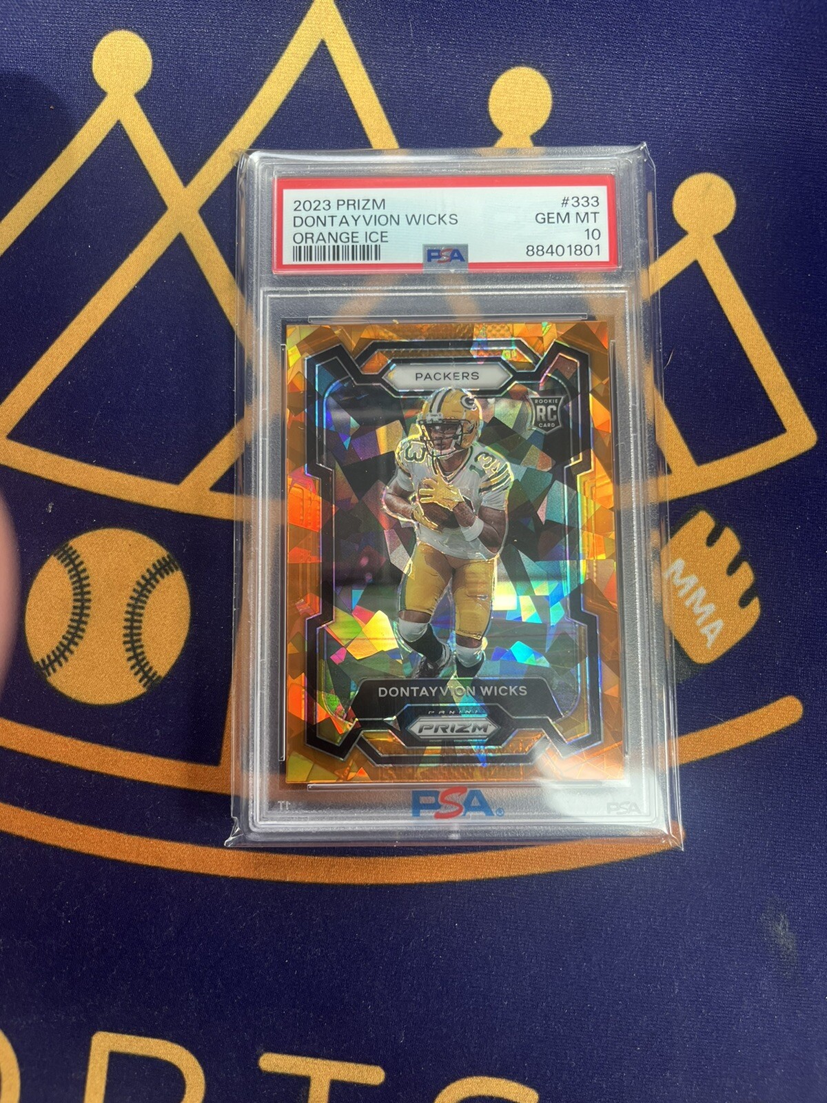 Dontayvion Wicks 2023 Prizm #333 Orange Ice Price Guide - Sports Card ...