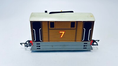 Hornby Thomas and Friends in Oo Gauge Model Railway Locomotives for ...