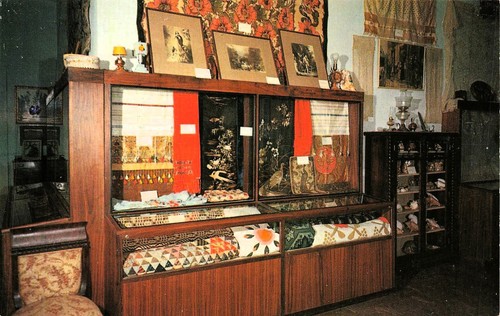 Saunders Museum Berryville AR Arkansas Interior Textile Display Vtg ...