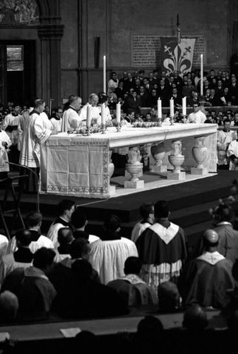Pope Paul Vi Celebrating Christmas At Basilica Of Santa Croce 1967 OLD ...