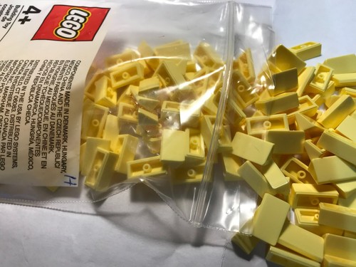 LEGO-NEW #85984-BRIGHT LIGHT YELLOW -SLOPE 30 1 X 2 X 2 2/3 ROOF TILE ...