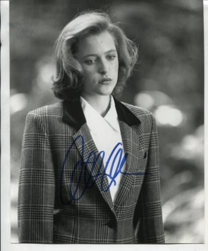 X- Files GILLIAN ANDERSON signed AUTOGRAPH 8379 | eBay