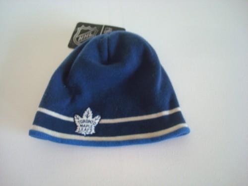 TORONOT MAPLE LEAFS toque TOBOGGAN KNIT VINTAGE BEANIE SKULL HAT CAP OO ...