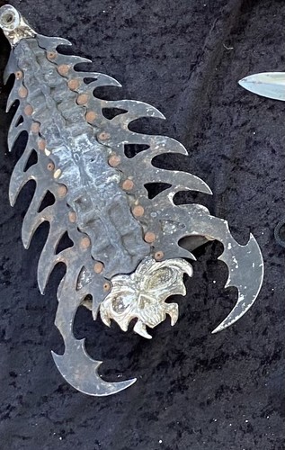 Scorpion Arm Weapon Knife | eBay
