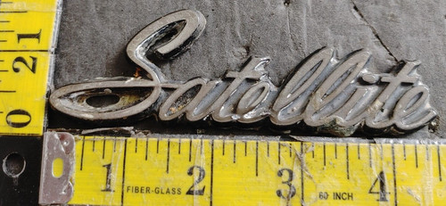 PLYMOUTH SEBRING SATELLITE CIRCA 1973 SCRIPT METAL EMBLEM 3505020 {4717 ...