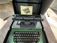 Silver Reed Typewriters - Typewriters.co.uk