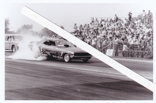 1970s Drag Racing-GENE SNOW's "Rambunctious" 1970 HEMI Challenger Funny ...