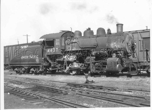 9EE472 RP 1948/1990s UNION PACIFIC RAILROAD 0-6-0 LOCO #4437 KANSAS ...