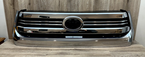 2016-2017 Toyota Tundra Chrome Grille Assy OEM 53100-0C280 | Genuine ...