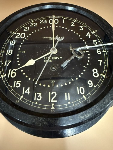 Vintage. WWII U.S NAVY 24 Hour/ 8 day CHELSEA CLOCK CO Porthole Clock ...
