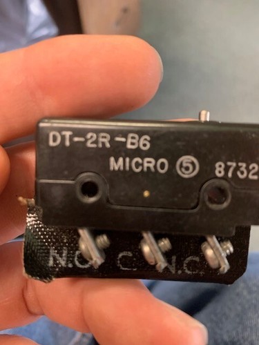Honeywell DT-2R-B6 MICRO SWITCH Specialty Large Basic Switches: DT ...