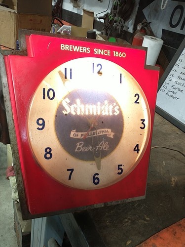 vintage SCHMIDTS BEER CLOCK KEYSTONE SHAPE LIGHTS UP doesn't work for ...