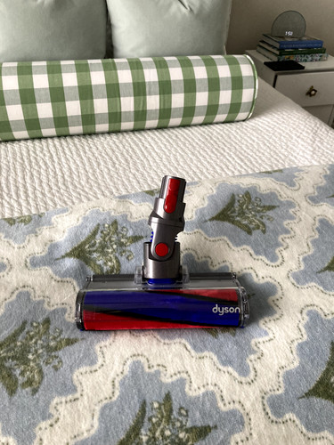 NEW Dyson fluffy cleaner head v8 vacuum | eBay