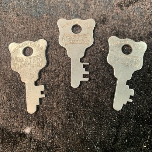 Vintage Master Lock Antique Flat Skelton Keys Padlock Keys Lot Of 3 | eBay