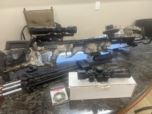 Tenpoint Stealth nxt Crossbow With Extra Scope And Decocking Cord And 3 ...