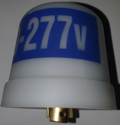 Intermatic LC4536C Photocontrol Locking 120 to 277vac for sale online ...