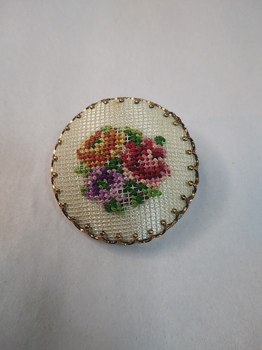 Vintage Petit Point Brooch Flowers Floral Needlework Round Dome Gold ...