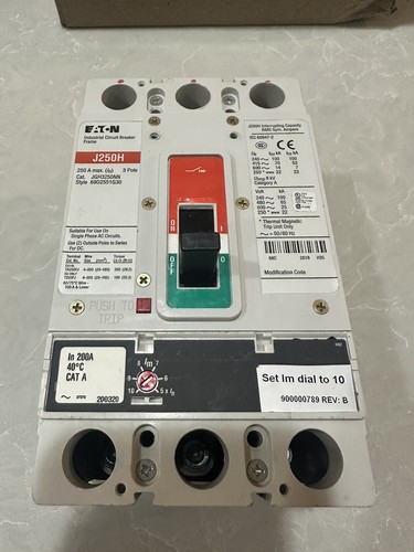 Eaton 3 Pole 250 a Max J250h JGH Circuit Breaker JGH3250NN for sale ...