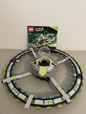 LEGO 7065 Alien Mothership Set Parts Inventory and Instructions - LEGO ...