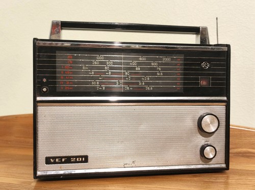 VEF-201 C Vintage 1969 Soviet Latvian Russian Radio Receiver USSR ВЭФ ...