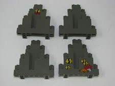 LEGO Sets with Part 6083 Panel 3 x 8 x 7 Rock Triangular, LURP