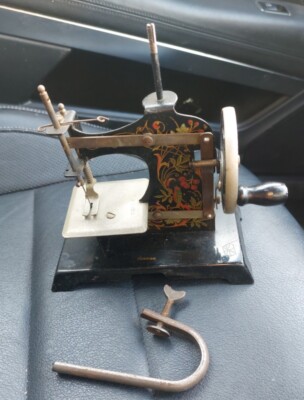 Toy Sewing Machine in Collectable Sewing Machines for sale | eBay