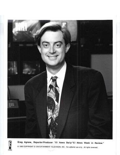 Greg Agnew Reporter "E! News Daily/" E News Week In Review TV Still | eBay