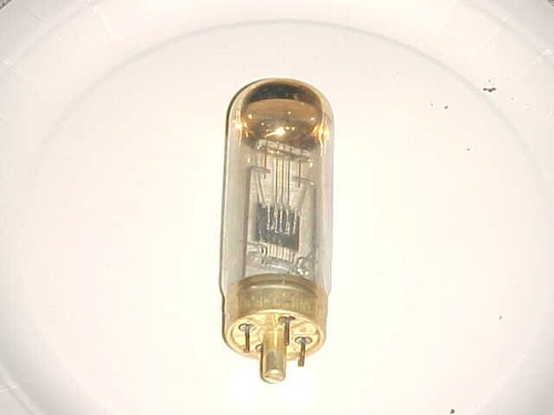 VINTAGE FILM PROJECTOR BULB GE CZA 500 WATT 120 VOLT | eBay