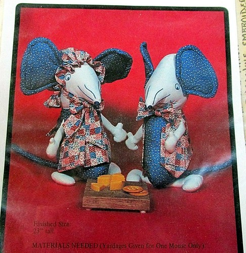 Vtg 70s That Patchwork Place Craft Pattern Mouse Folks stuffed animal ...