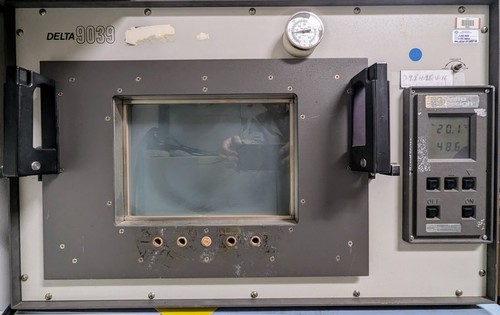 Delta Design 9039 - Hot & Cold Temperature Test Chamber | eBay