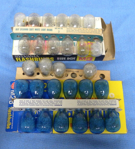 Vintage Flashbulb Lot - 16 Clear Sylvania Blue Dot M3 & 12 General ...