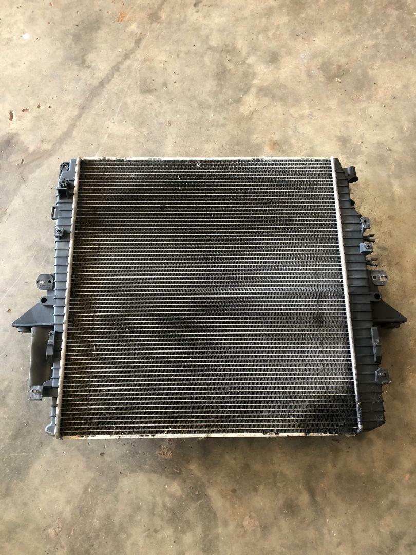 LAND ROVER RADIATOR RANGE V8 06-09 HSE & SUPERCHARGED PCC500670 NISSENS ...