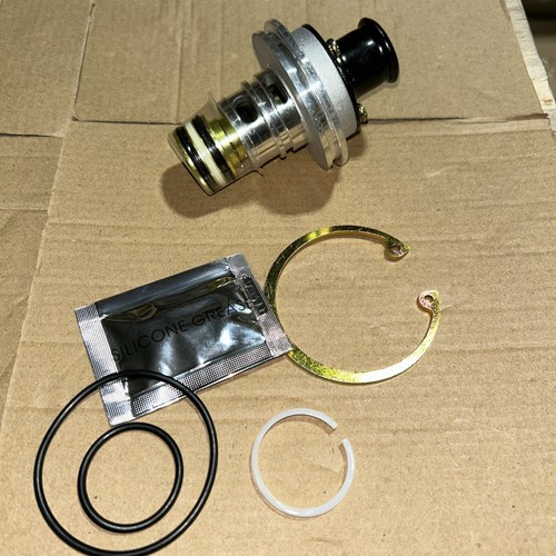 Bendix K022105 Purge Valve Replacement Assembly Kit for AD-IP AD-IS Air ...