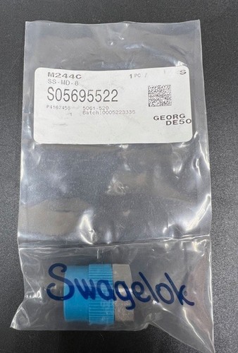 Swagelok SS-MD-8 1/2 in (12.7 mm) Push-to-Connect-to-NPT Mud Dauber ...