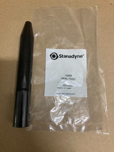 Stanadyne Roosamaster DB Injection Pump Drive Shaft Seal Installation ...