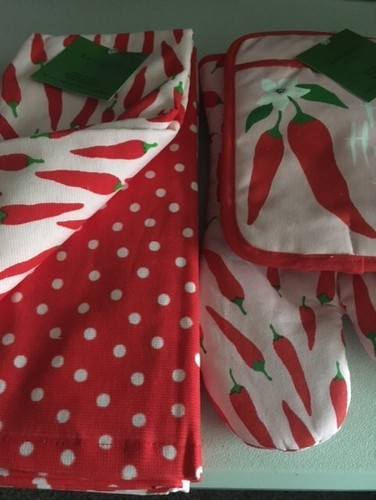 NEW Kate Spade Eight Piece Kitchen Set - Peppers - Towels Pot Holders ...
