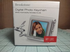 Brookstone my life digital photo keychain driver - sportcopax
