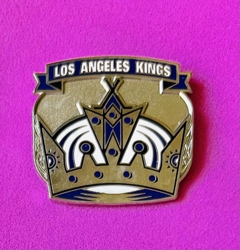 NHL National Hockey League LOS ANGELES KINGS LOGO Pin Lic. NHL Ship USA ...